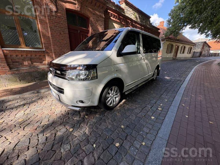 Balts Volkswagen Multivan 2011 Cēsis, ar dzinēja tilpumu 2.00 L un nobraukumu 0 tūkst. km par 17250 €, foto 7 vietnē AUTOMOTO.COM.LV