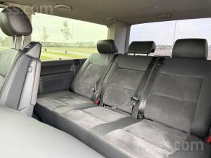 Balts Volkswagen Multivan 2013 Liepāja, ar dzinēja tilpumu 2.00 L un nobraukumu 361 tūkst. km par 19900 €, foto 15 vietnē AUTOMOTO.COM.LV