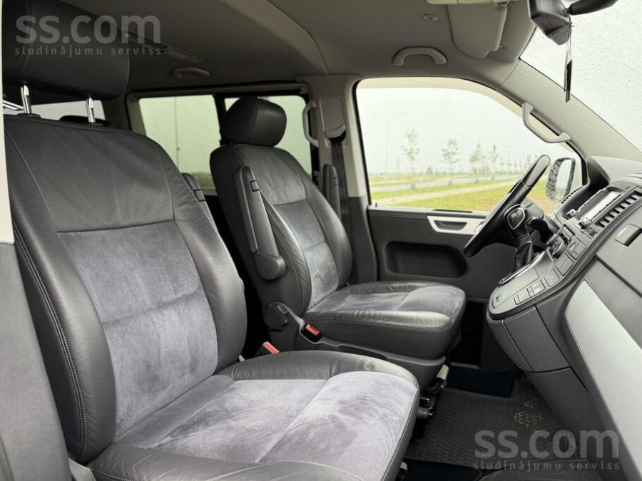 Balts Volkswagen Multivan 2013 Liepāja, ar dzinēja tilpumu 2.00 L un nobraukumu 361 tūkst. km par 19900 €, foto 18 vietnē AUTOMOTO.COM.LV