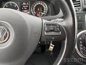 Balts Volkswagen Multivan 2013 Liepāja, ar dzinēja tilpumu 2.00 L un nobraukumu 361 tūkst. km par 19900 €, foto 25 vietnē AUTOMOTO.COM.LV