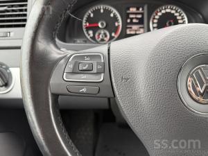 Balts Volkswagen Multivan 2013 Liepāja, ar dzinēja tilpumu 2.00 L un nobraukumu 361 tūkst. km par 19900 €, foto 26 vietnē AUTOMOTO.COM.LV