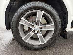 Balts Volkswagen Multivan 2013 Liepāja, ar dzinēja tilpumu 2.00 L un nobraukumu 361 tūkst. km par 19900 €, foto 30 vietnē AUTOMOTO.COM.LV