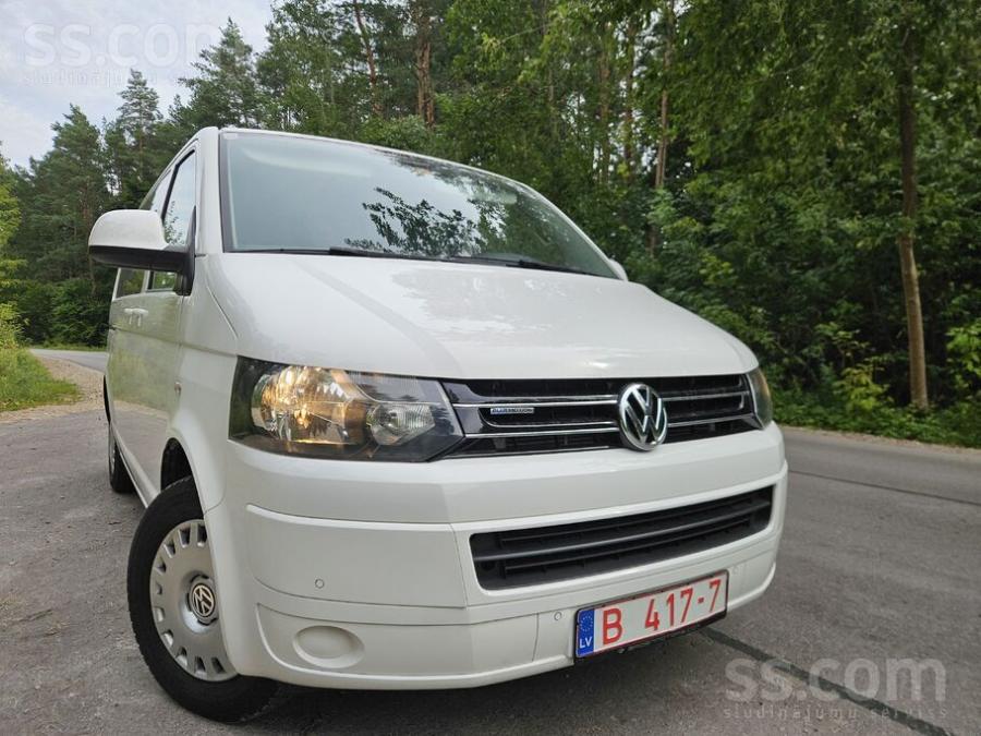 Balts Volkswagen Multivan 2014 Rīga, ar dzinēja tilpumu 2.00 L un nobraukumu 269 tūkst. km par 13850 €, foto 9 vietnē AUTOMOTO.COM.LV