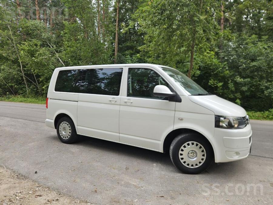Balts Volkswagen Multivan 2014 Rīga, ar dzinēja tilpumu 2.00 L un nobraukumu 269 tūkst. km par 13850 €, foto 11 vietnē AUTOMOTO.COM.LV