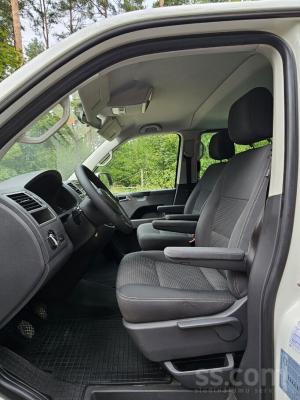 Balts Volkswagen Multivan 2014 Rīga, ar dzinēja tilpumu 2.00 L un nobraukumu 269 tūkst. km par 13850 €, foto 16 vietnē AUTOMOTO.COM.LV