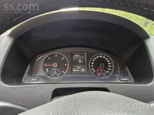 Balts Volkswagen Multivan 2014 Rīga, ar dzinēja tilpumu 2.00 L un nobraukumu 269 tūkst. km par 13850 €, foto 17 vietnē AUTOMOTO.COM.LV