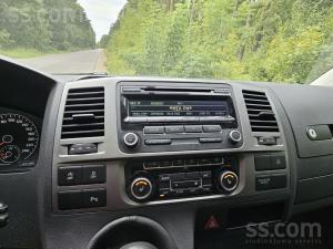 Balts Volkswagen Multivan 2014 Rīga, ar dzinēja tilpumu 2.00 L un nobraukumu 269 tūkst. km par 13850 €, foto 18 vietnē AUTOMOTO.COM.LV