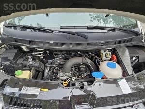 Balts Volkswagen Multivan 2014 Rīga, ar dzinēja tilpumu 2.00 L un nobraukumu 269 tūkst. km par 13850 €, foto 26 vietnē AUTOMOTO.COM.LV