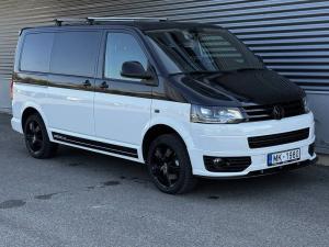 White Volkswagen Multivan 2015 in Riga, with an engine capacity of 2.00 L and mileage of 210 thousand km for 19500 €, photo 8 on AUTOMOTO.COM.LV