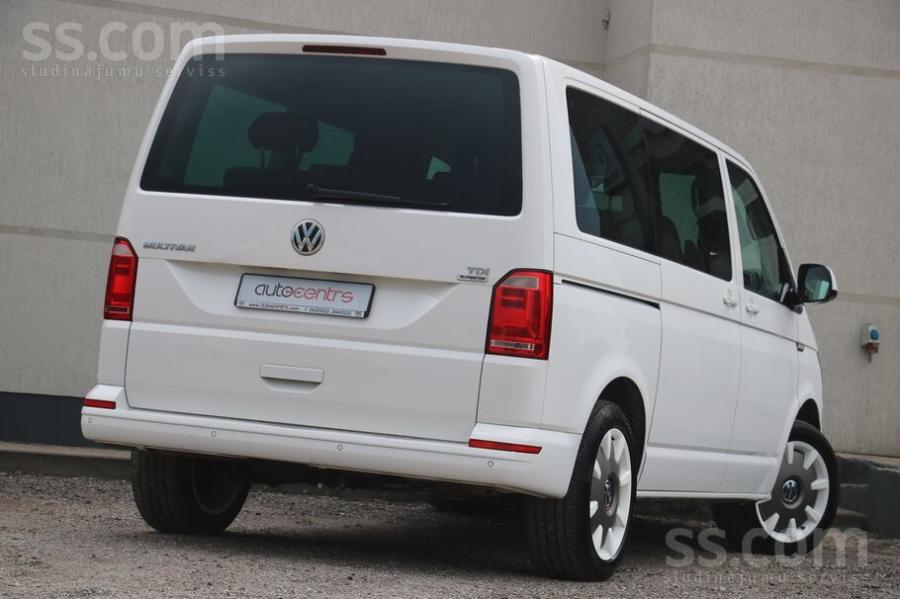 White Volkswagen Multivan 2016 in Tukums, with an engine capacity of 2.00 L and mileage of 243 thousand km for 19568 €, photo 6 on AUTOMOTO.COM.LV