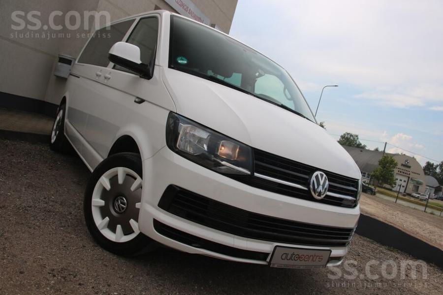 White Volkswagen Multivan 2016 in Tukums, with an engine capacity of 2.00 L and mileage of 243 thousand km for 19568 €, photo 9 on AUTOMOTO.COM.LV