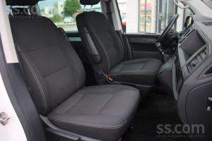 White Volkswagen Multivan 2016 in Tukums, with an engine capacity of 2.00 L and mileage of 243 thousand km for 19568 €, photo 11 on AUTOMOTO.COM.LV