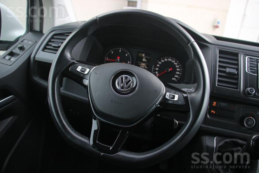 White Volkswagen Multivan 2016 in Tukums, with an engine capacity of 2.00 L and mileage of 243 thousand km for 19568 €, photo 21 on AUTOMOTO.COM.LV
