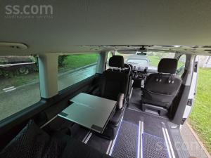 White Volkswagen Multivan 2018 in Riga, with an engine capacity of 2.00 L and mileage of 216 thousand km for 27000 €, photo 11 on AUTOMOTO.COM.LV