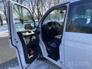 Balts Volkswagen Multivan 2019 Rīga, ar dzinēja tilpumu 2.00 L un nobraukumu 131 tūkst. km par 36900 €, foto 10 vietnē AUTOMOTO.COM.LV
