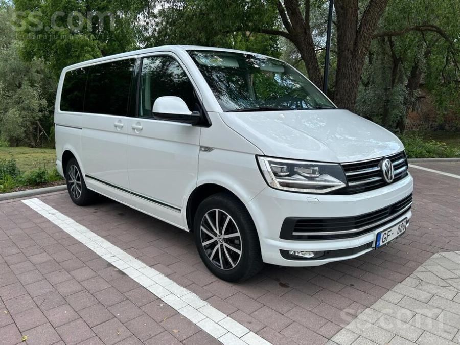 Белый Фольксваген Мультиван 2019 в Валмиера, объемом двигателя 2.00 л и пробегом 190 тыс. км за 29645 €, фото 1 на AUTOMOTO.COM.LV