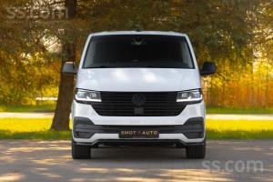 Balts Volkswagen Multivan 2021 Jelgava, ar dzinēja tilpumu 2.00 L un nobraukumu 240 tūkst. km par 33500 €, foto  vietnē AUTOMOTO.COM.LV