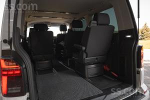 White Volkswagen Multivan 2021 in Jelgava, with an engine capacity of 2.00 L and mileage of 240 thousand km for 33500 €, photo 15 on AUTOMOTO.COM.LV