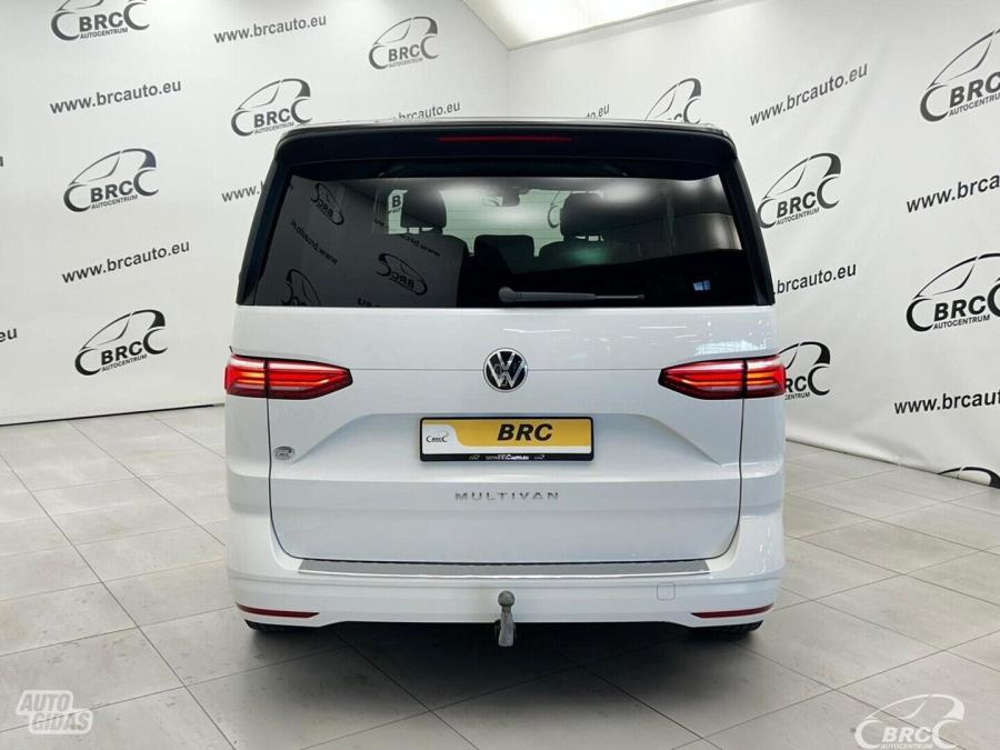 White Volkswagen Multivan 2023 in Avizieniai, with an engine capacity of 2.00 L and mileage of 150 thousand km for 36900 €, photo 28 on AUTOMOTO.COM.LV