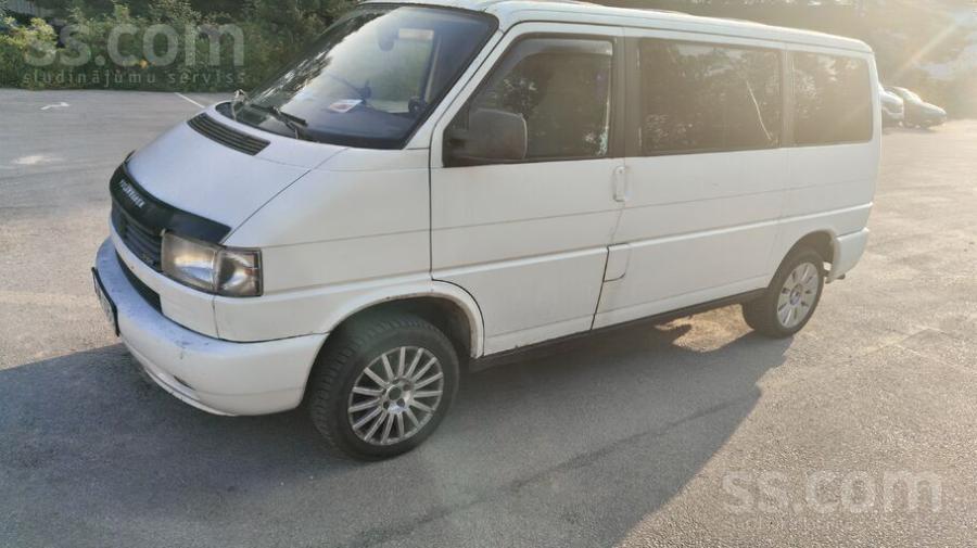 Белый Фольксваген Мультиван 1994 в Рига, объемом двигателя 1.90 л и пробегом 460 тыс. км за 1800 €, фото 1 на AUTOMOTO.COM.LV