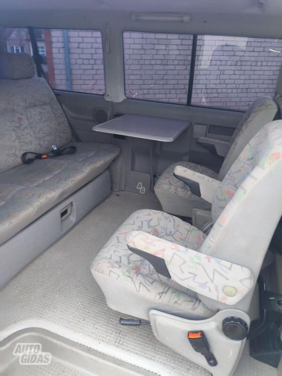 Balts Volkswagen Multivan 1997 Joniškis, ar dzinēja tilpumu 1.90 L un nobraukumu 227 tūkst. km par 3499 €, foto 9 vietnē AUTOMOTO.COM.LV