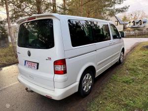 Balts Volkswagen Multivan 2007 Kauņa, ar dzinēja tilpumu 2.46 L un nobraukumu 361 tūkst. km par 7900 €, foto 5 vietnē AUTOMOTO.COM.LV
