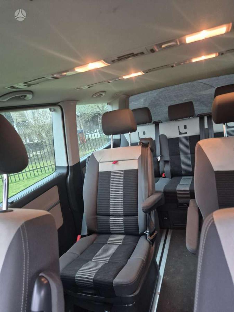 Balts Volkswagen Multivan 2009 Jonava, ar dzinēja tilpumu 2.46 L un nobraukumu 306 tūkst. km par 6500 €, foto 8 vietnē AUTOMOTO.COM.LV