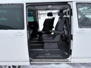 White Volkswagen Multivan 2010 in Daugavpils, with an engine capacity of 2.00 L and mileage of 374 thousand km for 12950 €, photo 27 on AUTOMOTO.COM.LV