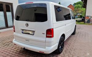 Balts Volkswagen Multivan 2010 Mažeikiai, ar dzinēja tilpumu 1.97 L un nobraukumu 352 tūkst. km par 8900 €, foto 5 vietnē AUTOMOTO.COM.LV
