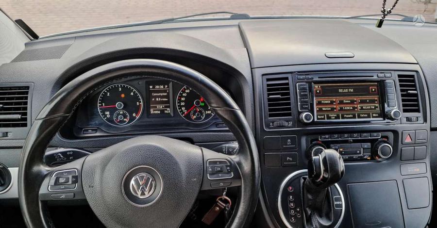 Balts Volkswagen Multivan 2010 Mažeikiai, ar dzinēja tilpumu 1.97 L un nobraukumu 352 tūkst. km par 8900 €, foto 15 vietnē AUTOMOTO.COM.LV