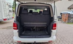 Balts Volkswagen Multivan 2010 Mažeikiai, ar dzinēja tilpumu 1.97 L un nobraukumu 352 tūkst. km par 8900 €, foto 19 vietnē AUTOMOTO.COM.LV