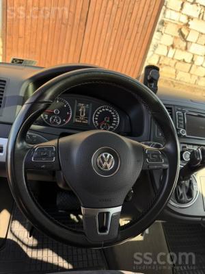Balts Volkswagen Multivan 2011 Rīga, ar dzinēja tilpumu 2.00 L un nobraukumu 285 tūkst. km par 16500 €, foto 8 vietnē AUTOMOTO.COM.LV