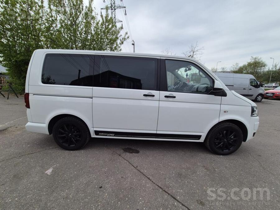Balts Volkswagen Multivan 2011 Rīga, ar dzinēja tilpumu 2.00 L un nobraukumu 237 tūkst. km par 13990 €, foto 6 vietnē AUTOMOTO.COM.LV