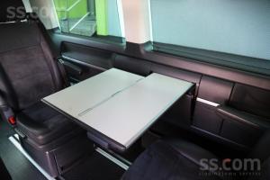White Volkswagen Multivan 2011 in Riga, with an engine capacity of 2.00 L and mileage of 286 thousand km for 10995 €, photo 20 on AUTOMOTO.COM.LV