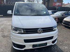 White Volkswagen Multivan 2011 in Liepaja, with an engine capacity of 2.00 L and mileage of 265 thousand km for 18250 €, photo 4 on AUTOMOTO.COM.LV