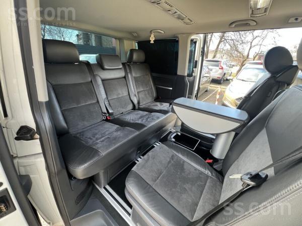 White Volkswagen Multivan 2011 in Liepaja, with an engine capacity of 2.00 L and mileage of 265 thousand km for 18250 €, photo 11 on AUTOMOTO.COM.LV