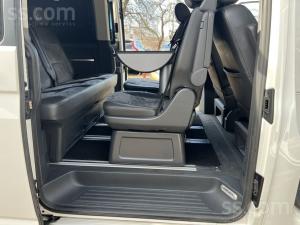 White Volkswagen Multivan 2011 in Liepaja, with an engine capacity of 2.00 L and mileage of 265 thousand km for 18250 €, photo 15 on AUTOMOTO.COM.LV