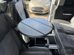 White Volkswagen Multivan 2011 in Liepaja, with an engine capacity of 2.00 L and mileage of 265 thousand km for 18250 €, photo 18 on AUTOMOTO.COM.LV