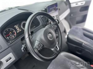 White Volkswagen Multivan 2011 in Liepaja, with an engine capacity of 2.00 L and mileage of 265 thousand km for 18250 €, photo 34 on AUTOMOTO.COM.LV