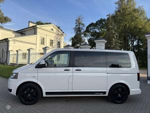 White Volkswagen Multivan 2012 in Vilnius, with an engine capacity of 1.97 L and mileage of 142 thousand km for 18200 €, photo 10 on AUTOMOTO.COM.LV