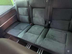 White Volkswagen Multivan 2012 in Vilnius, with an engine capacity of 1.97 L and mileage of 142 thousand km for 18200 €, photo 17 on AUTOMOTO.COM.LV