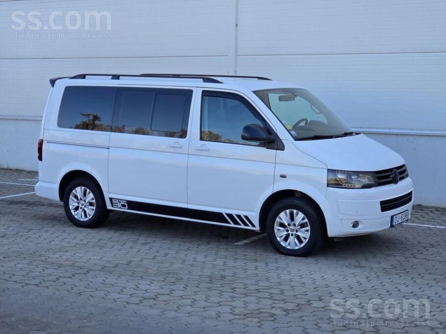 White Volkswagen Multivan 2013 in Riga, with an engine capacity of 2.00 L and mileage of 231 thousand km for 16990 €, photo 6 on AUTOMOTO.COM.LV