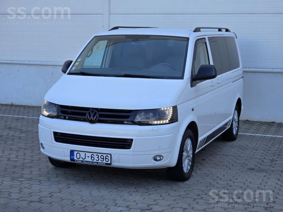 White Volkswagen Multivan 2013 in Riga, with an engine capacity of 2.00 L and mileage of 231 thousand km for 16990 €, photo 19 on AUTOMOTO.COM.LV
