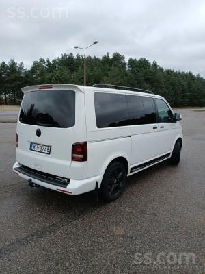 Balts Volkswagen Multivan 2014 Ventspils, ar dzinēja tilpumu 2.00 L un nobraukumu 355 tūkst. km par 16000 €, foto 4 vietnē AUTOMOTO.COM.LV