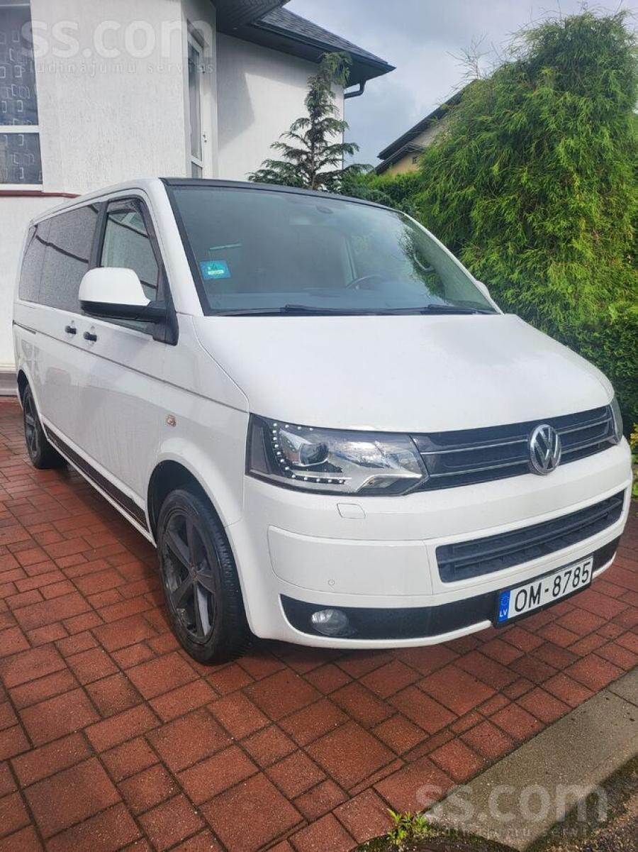 Balts Volkswagen Multivan 2014 Rīga, ar dzinēja tilpumu 2.00 L un nobraukumu 189 tūkst. km par 19900 €, foto 3 vietnē AUTOMOTO.COM.LV
