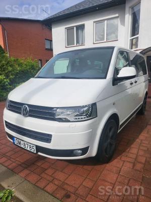 Balts Volkswagen Multivan 2014 Rīga, ar dzinēja tilpumu 2.00 L un nobraukumu 189 tūkst. km par 19900 €, foto 4 vietnē AUTOMOTO.COM.LV
