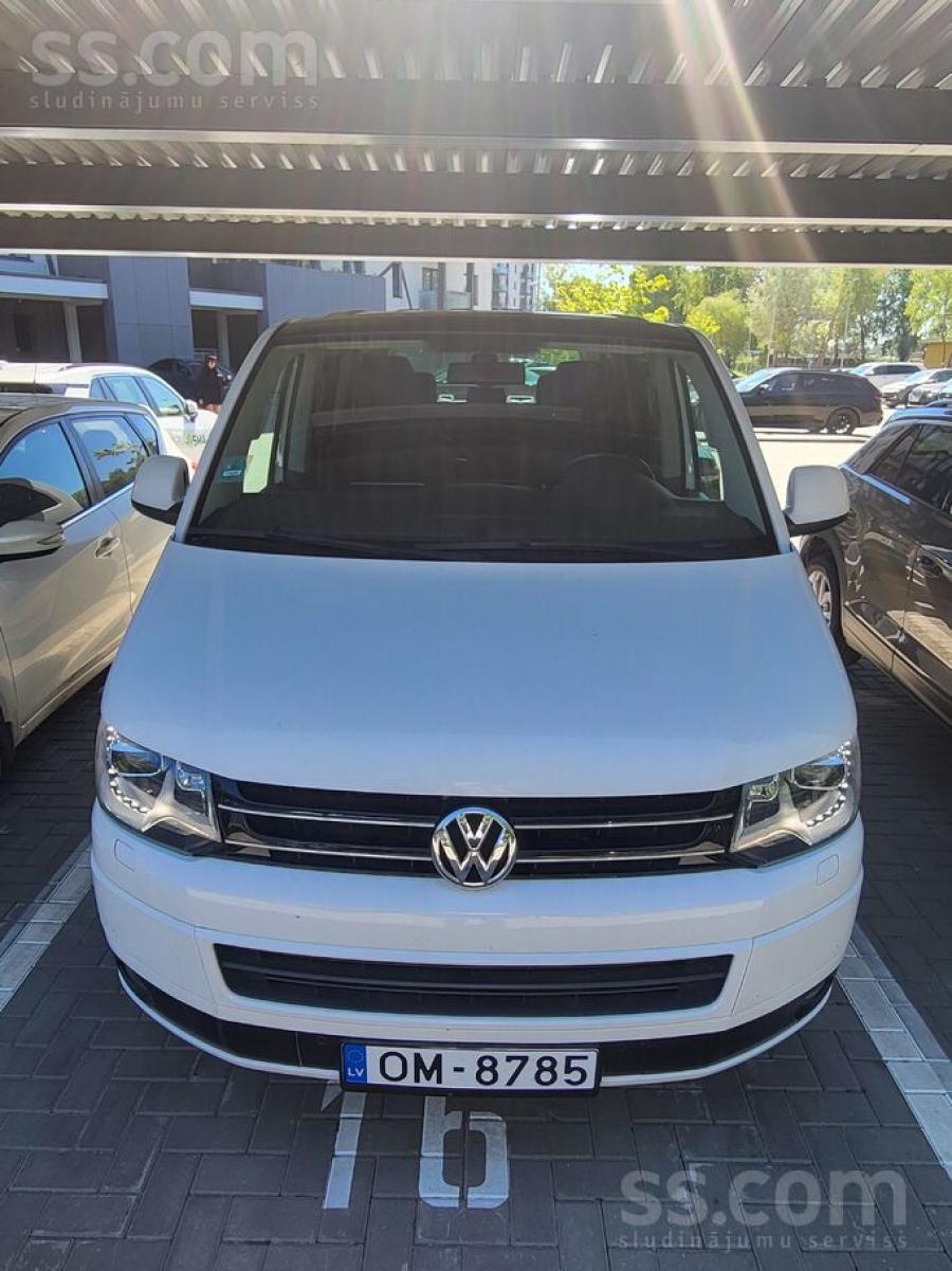 Balts Volkswagen Multivan 2014 Rīga, ar dzinēja tilpumu 2.00 L un nobraukumu 189 tūkst. km par 19900 €, foto 5 vietnē AUTOMOTO.COM.LV