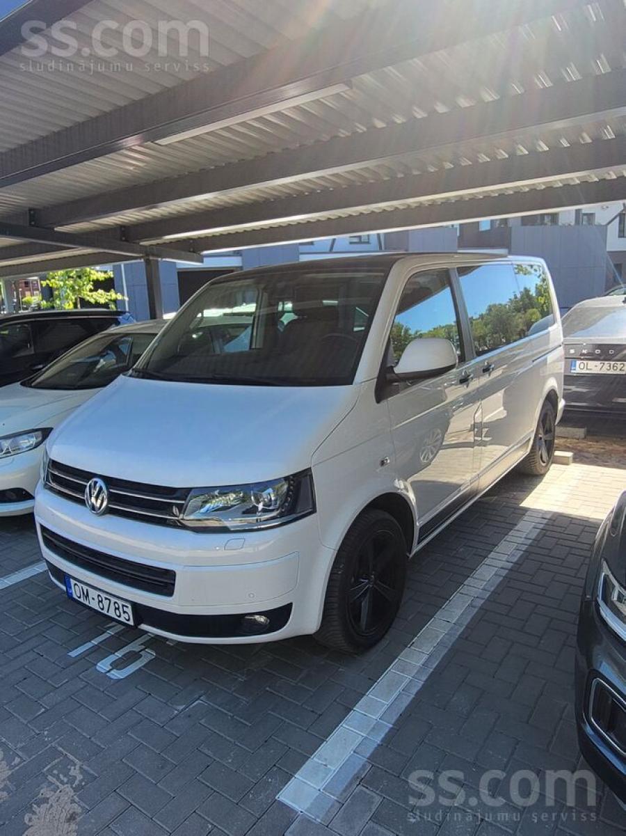 Balts Volkswagen Multivan 2014 Rīga, ar dzinēja tilpumu 2.00 L un nobraukumu 189 tūkst. km par 19900 €, foto 10 vietnē AUTOMOTO.COM.LV