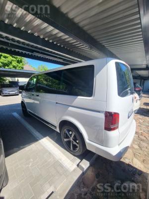 Balts Volkswagen Multivan 2014 Rīga, ar dzinēja tilpumu 2.00 L un nobraukumu 189 tūkst. km par 19900 €, foto 12 vietnē AUTOMOTO.COM.LV