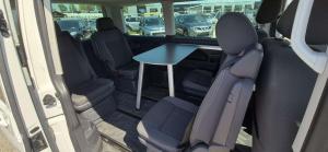 Balts Volkswagen Multivan 2015 Kauņa, ar dzinēja tilpumu 1.97 L un nobraukumu 197 tūkst. km par 14999 €, foto 13 vietnē AUTOMOTO.COM.LV